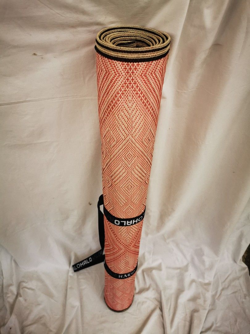 Halohalo banig/mat, Furniture & Home Living, Home Decor, Carpets, Mats ...