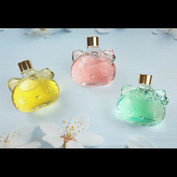 「Hello Kitty正版」造型擴香組"Hello Kitty Original" Diffuser Set, 家具及居家用品, 居家香薰在旋轉拍賣