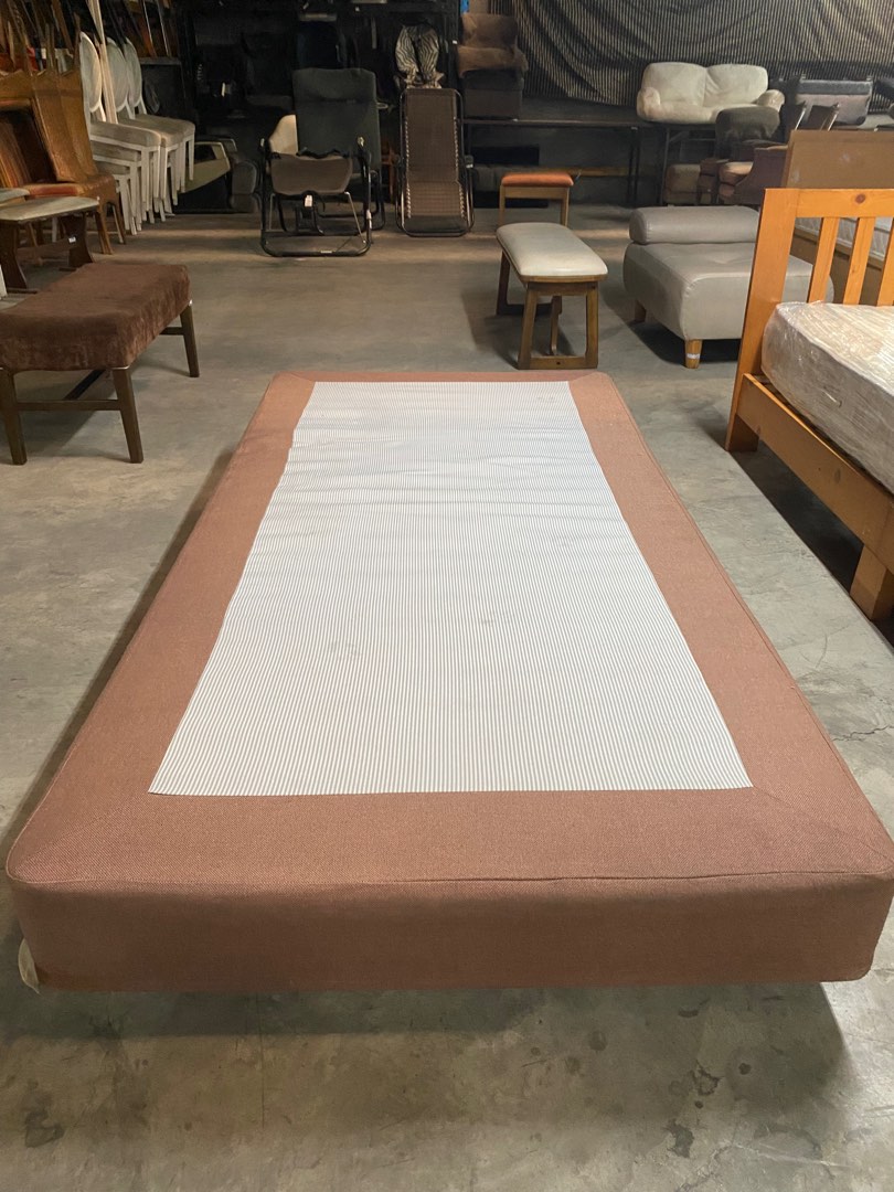 JAPAN FURNITURE SINGLE SIZE BED BOX IN GOOD CONDITION SIZE 38 x 77 ...