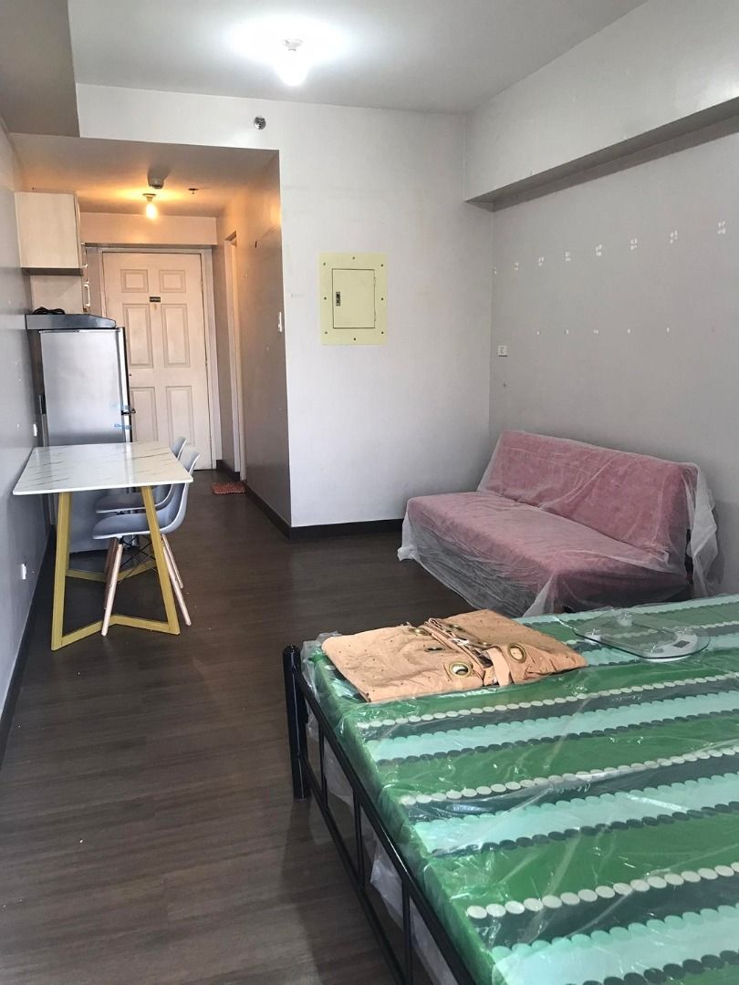 Le Verti Studio with balcony for sale in Taft Ave. Pasay, Property, For ...