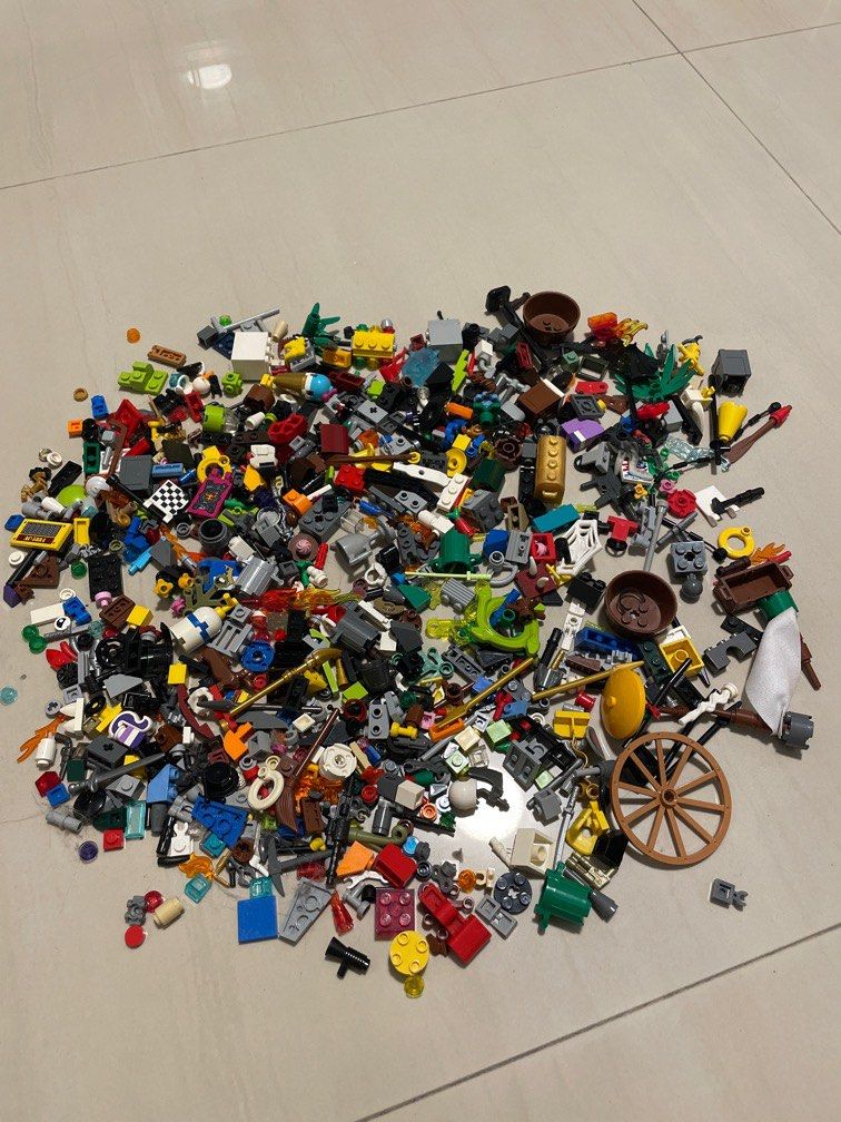 Lego Accessories & Minifigs Original, Hobbies & Toys, Toys & Games on ...