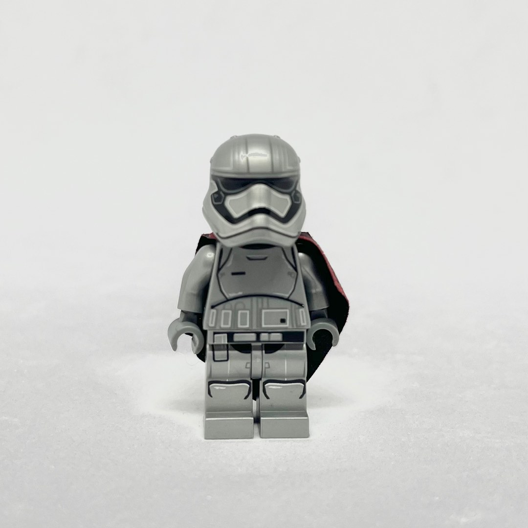LEGO Star Wars Captain Phasma sw0684, Hobbies & Toys, Toys & Games on ...