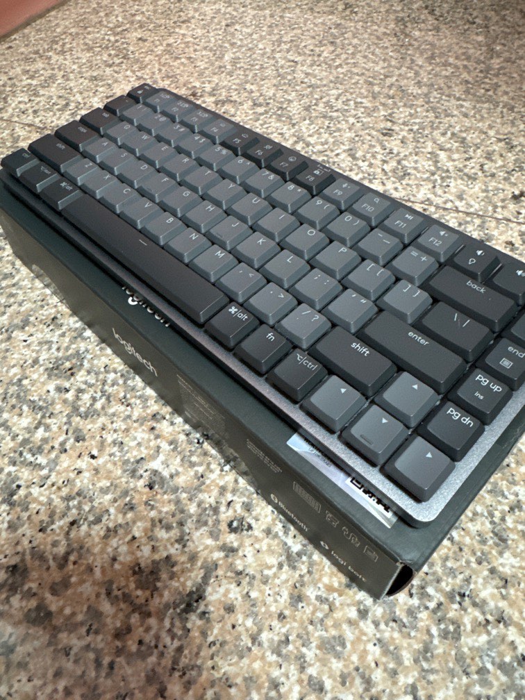 Logitech MX Mechanical Mini Wireless Keyboard Graphite (Linear ...