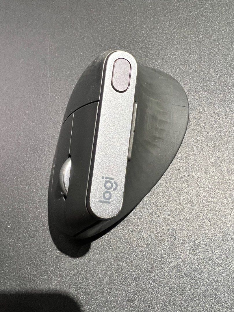 Logitech Vertical MX Wireless Mouse, Computers & Tech, Parts ...