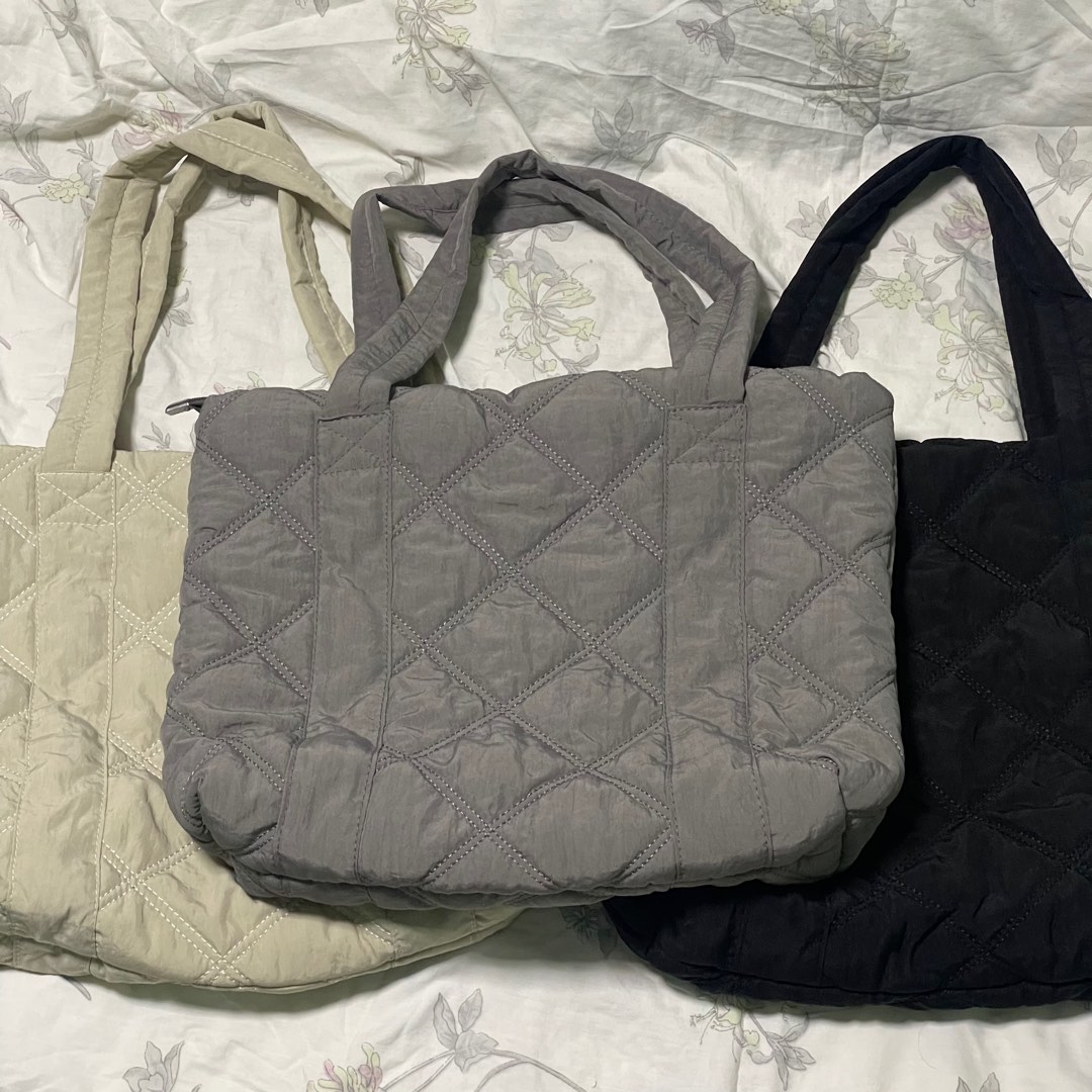 LP POSTED!! SOLD PER PIECE! Unbranded Puffy Tote Bags in Gray and Black ... LP POSTED!! SOLD PER PIECE! Unbranded Puffy Tote Bags in Gray and Black ...