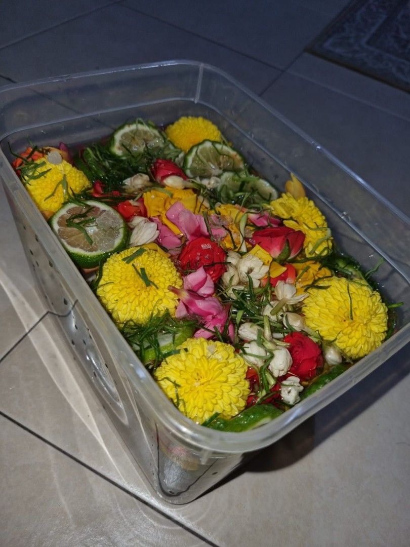 Mandi Bunga by Melati The Floral bath, Beauty & Personal Care, Bath ...