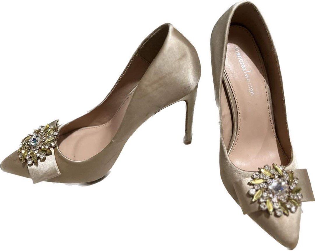 Mendrez gold heels, Women's Fashion, Footwear, Heels on Carousell