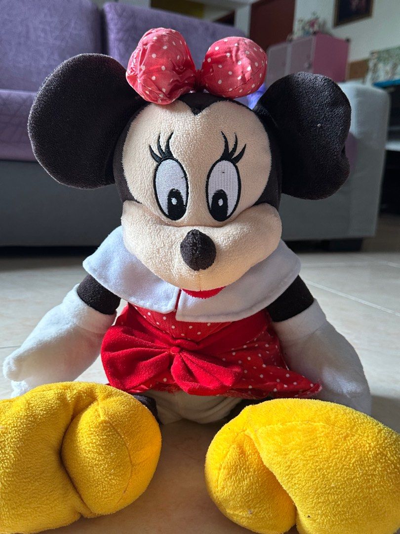 Minnie Mouse stuffed toy, Hobbies & Toys, Toys & Games on Carousell