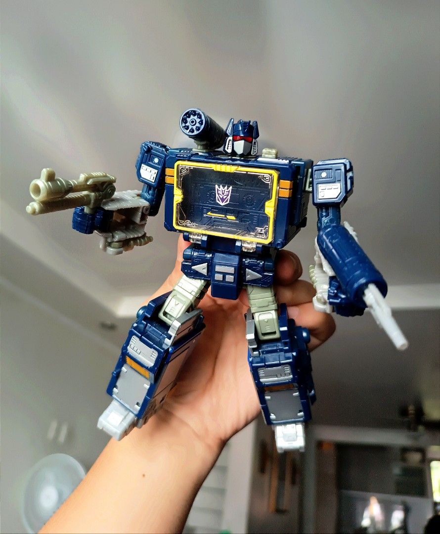 Netflix Takara Soundwave, Hobbies & Toys, Toys & Games on Carousell