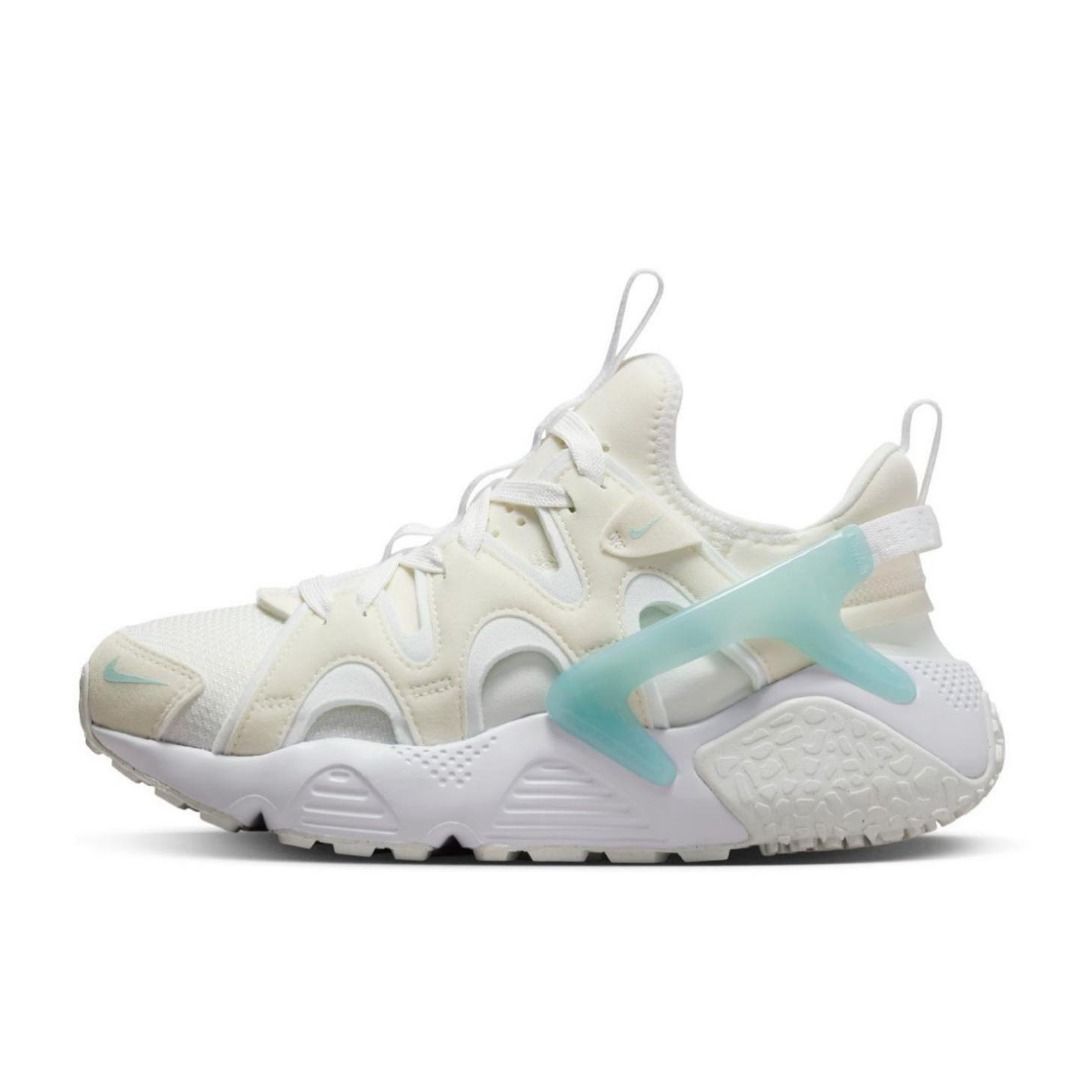 Nike Air Hurache Craft Wmns, Women's Fashion, Footwear, Sneakers on ...