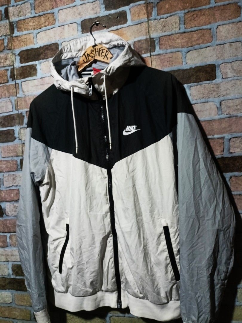 NIKE TRI TONE WINDBRAKER RED TAG, Men's Fashion, Coats, Jackets and ...