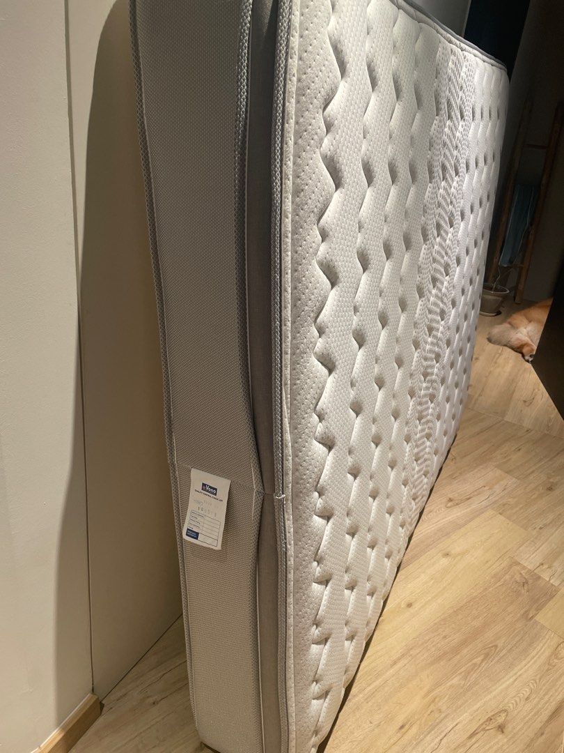 Novo spinePro active intalok spring queen size mattress, Furniture ...