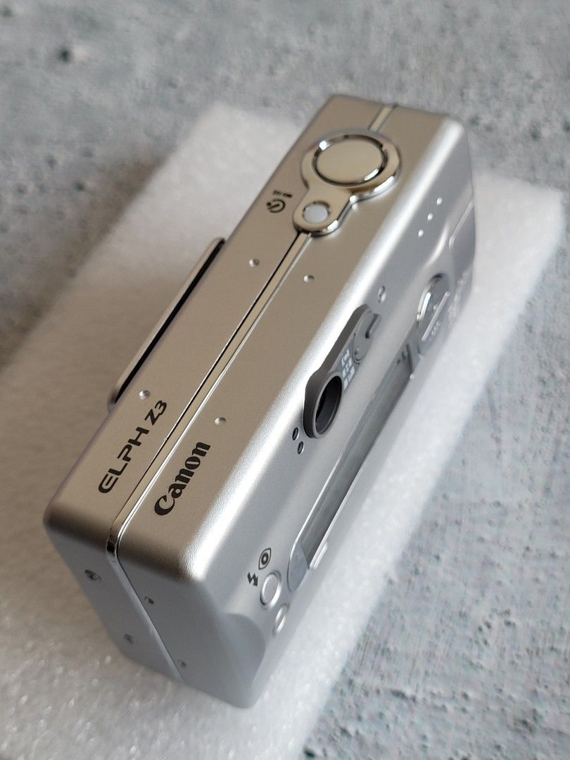 [$1 if buying any Cameras at Listed Price of $249 or above] Rare Canon ...