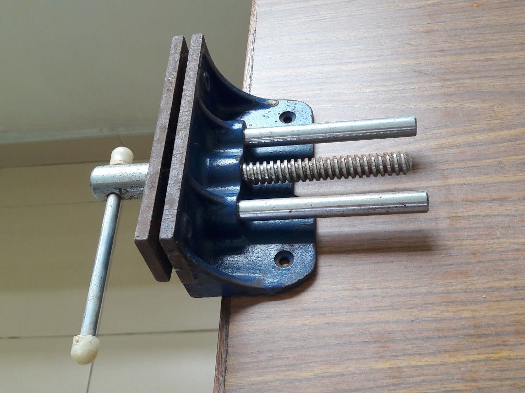 Rare Vintage Record Junior Bench Vice, Hobbies & Toys, Stationery ...