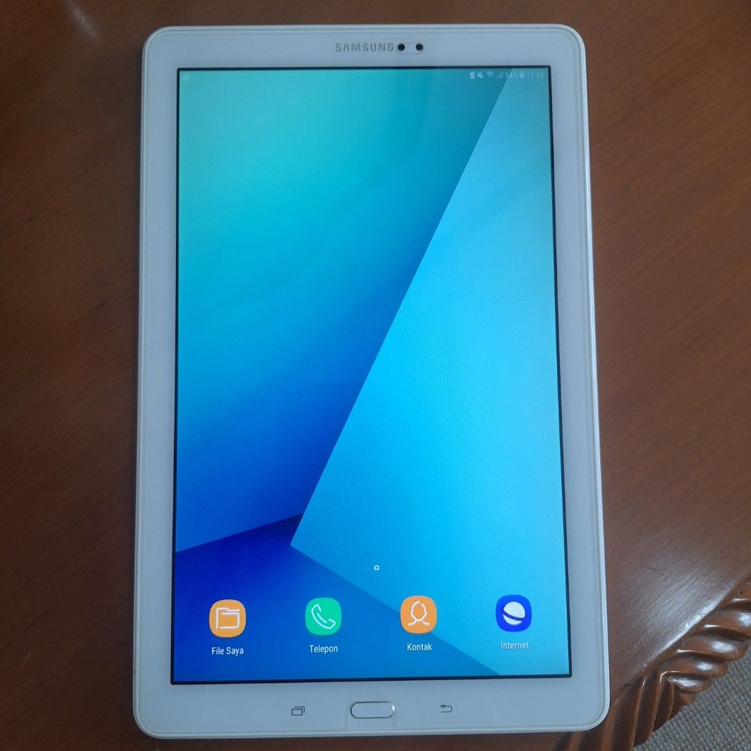 Samsung Galaxy Tab A6 with S Pen, Telepon Seluler & Tablet, Tablet di Carousell