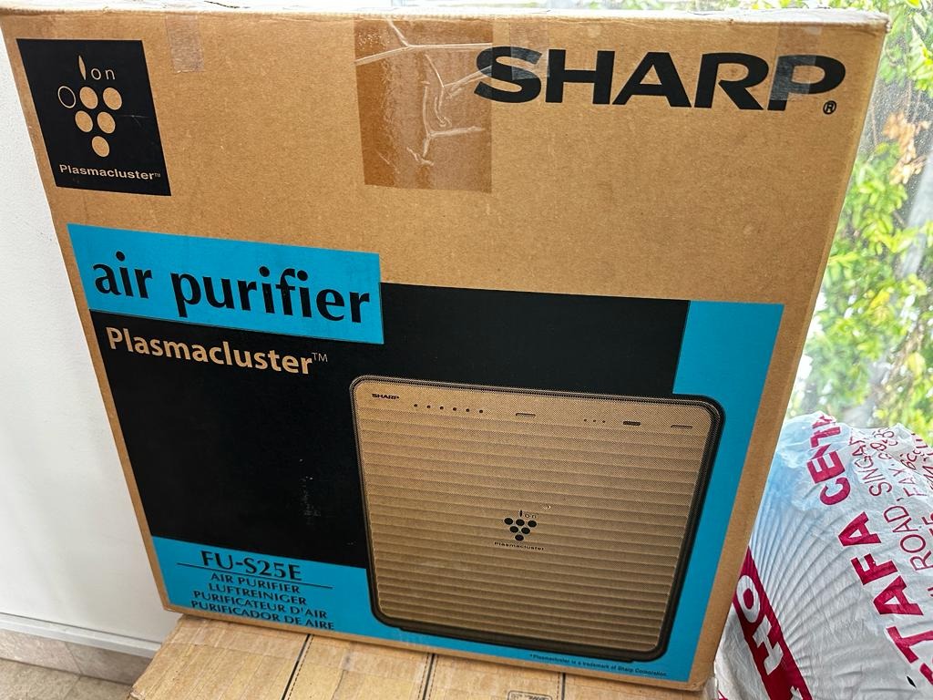 Sharp Ion PlasmaCluster Air Purifier FU-S25E, TV & Home Appliances, Air ...