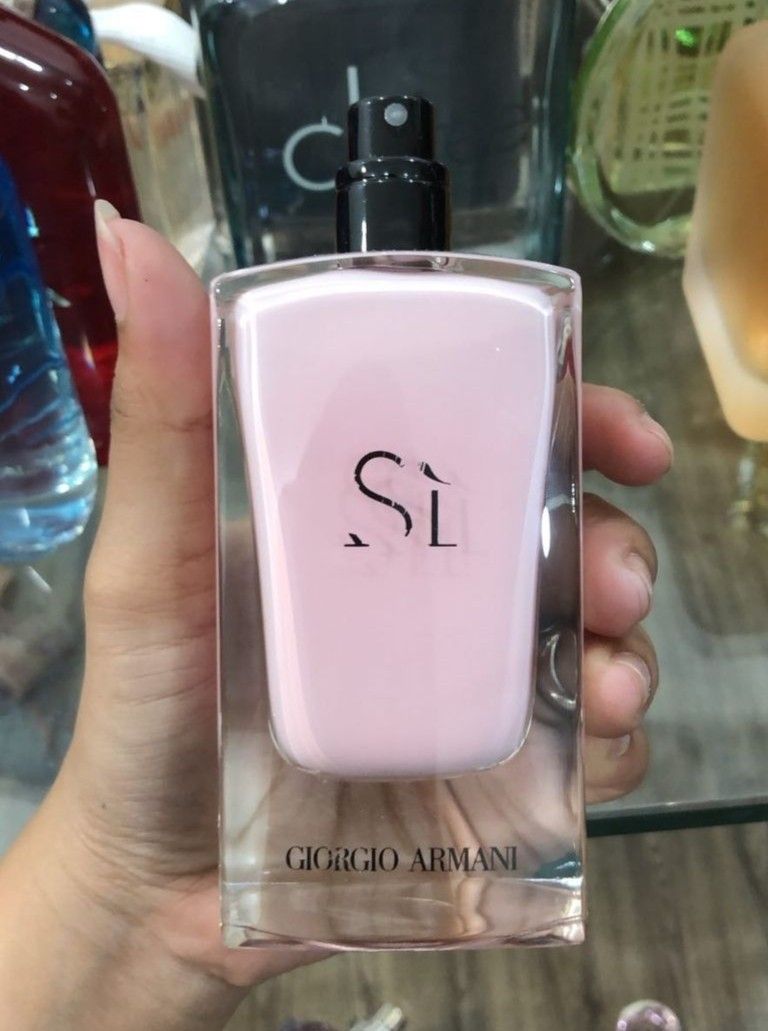 Letto Contenitore Non Imbottito Letto Imbottito Senza Contenitore ...