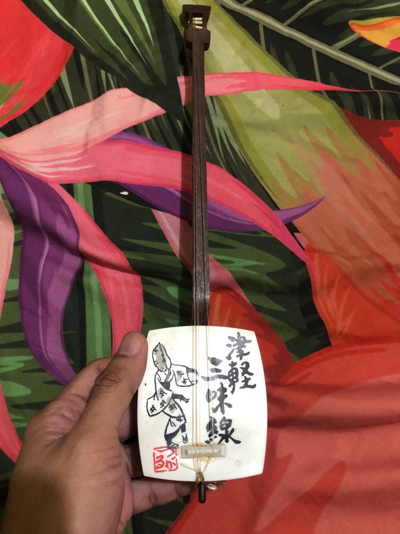 Small japanese string instrument desk display, Hobbies & Toys ...