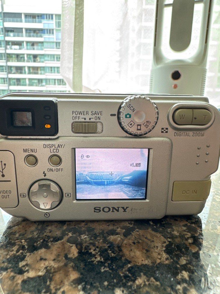 Sony Cybershot vintage camera, Photography, Cameras on Carousell