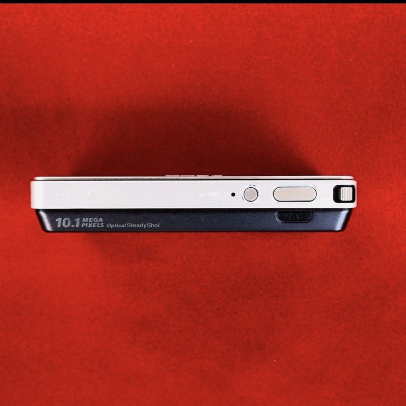 sony cybershot DSC-T700, Photography, Cameras on Carousell