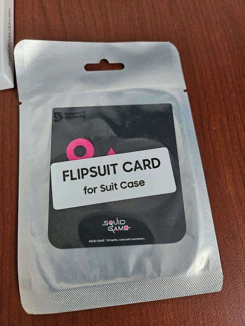 samsung flip suit card squid game, Mobile Phones & Gadgets, Mobile ...