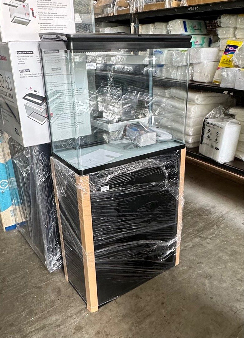 Sunsun 2ft Fish Tank with Cabinet, Pet Supplies, Homes & Other Pet ...