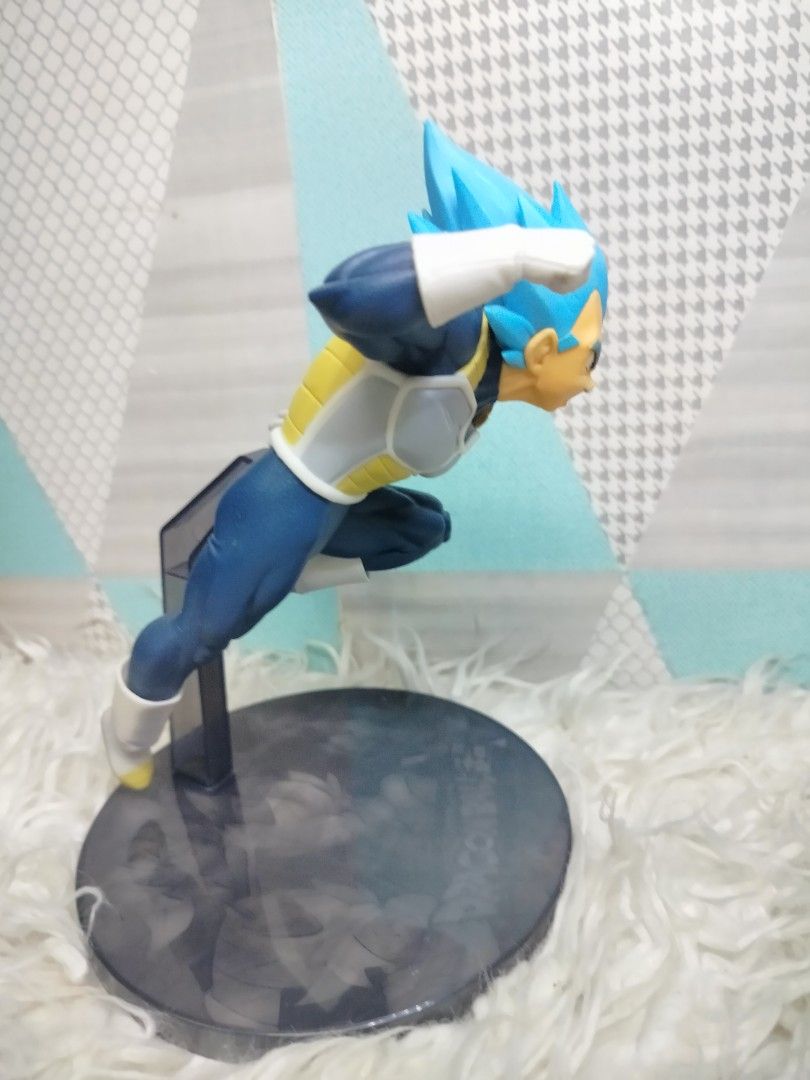 Super Saiyan Blue Vegeta Figure, Hobbies & Toys, Toys & Games on Carousell