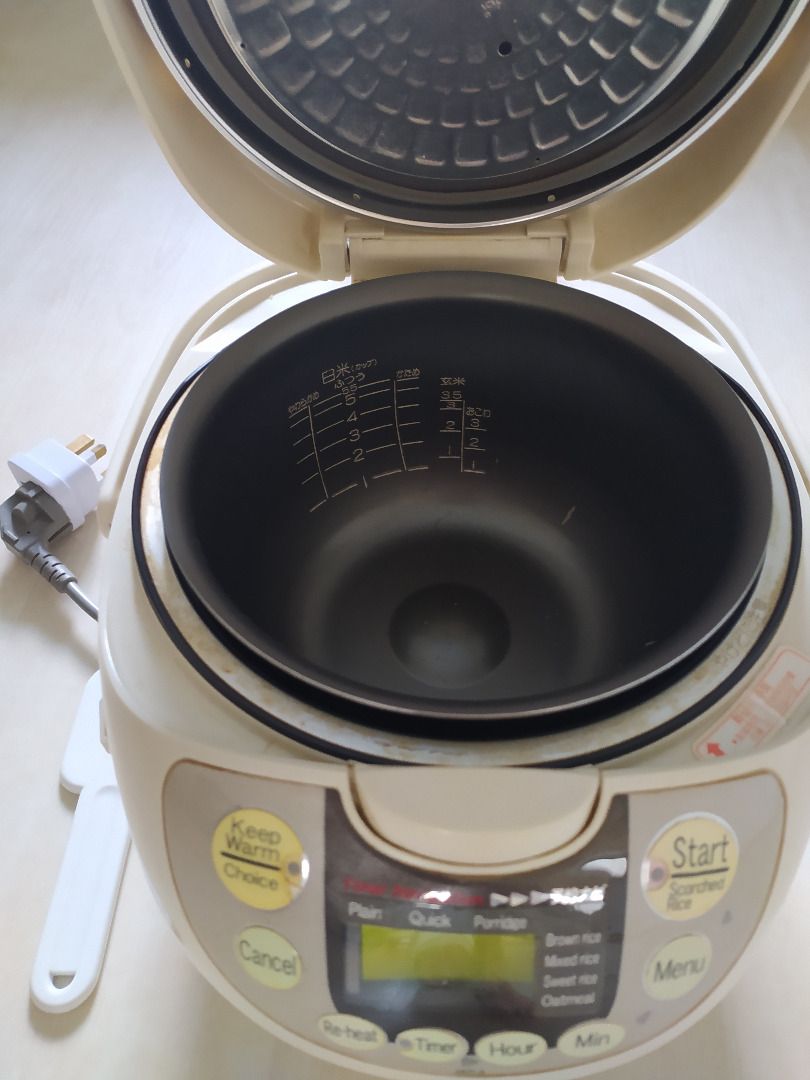 Tiger rice cooker with adapter, TV & Home Appliances, Kitchen ...