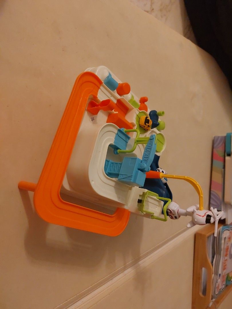 Toy car obstacle course, Hobbies & Toys, Toys & Games on Carousell