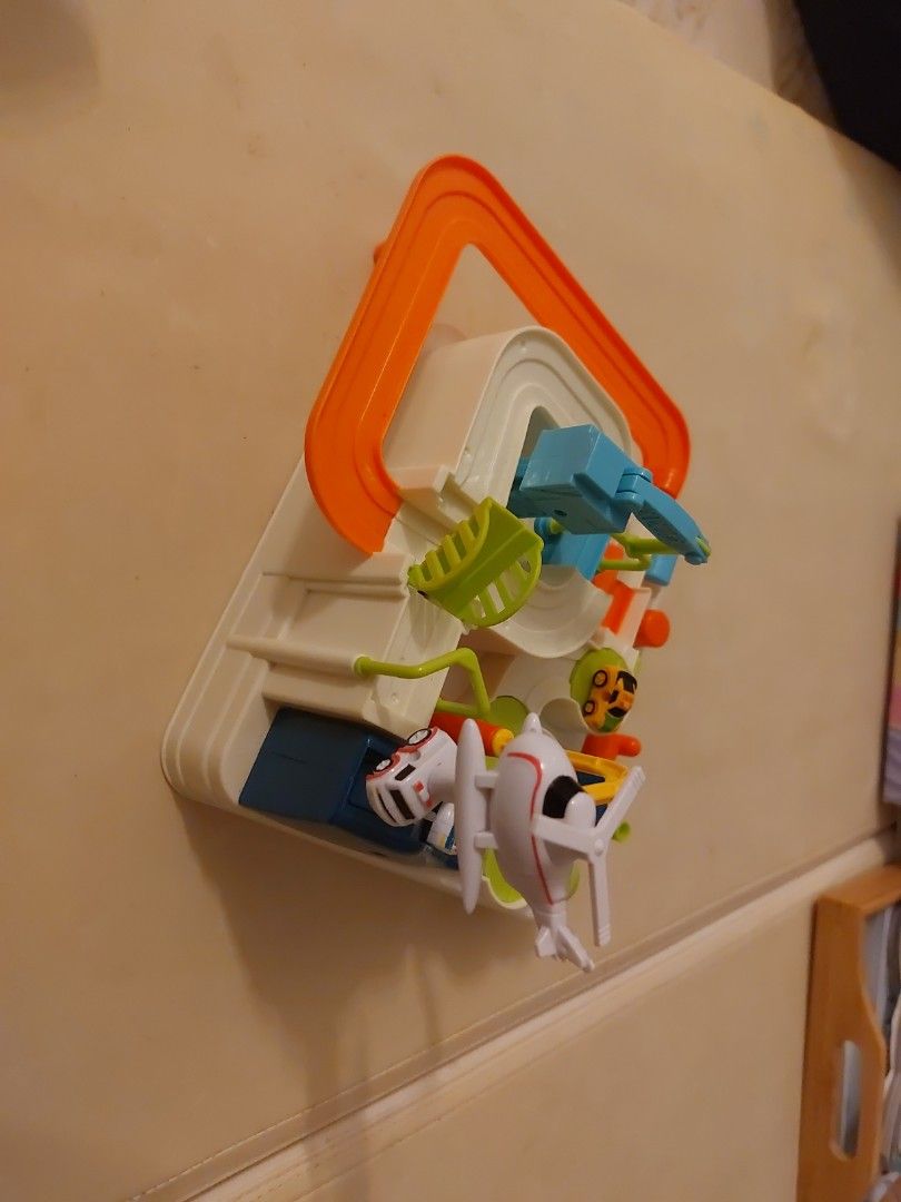 Toy car obstacle course, Hobbies & Toys, Toys & Games on Carousell