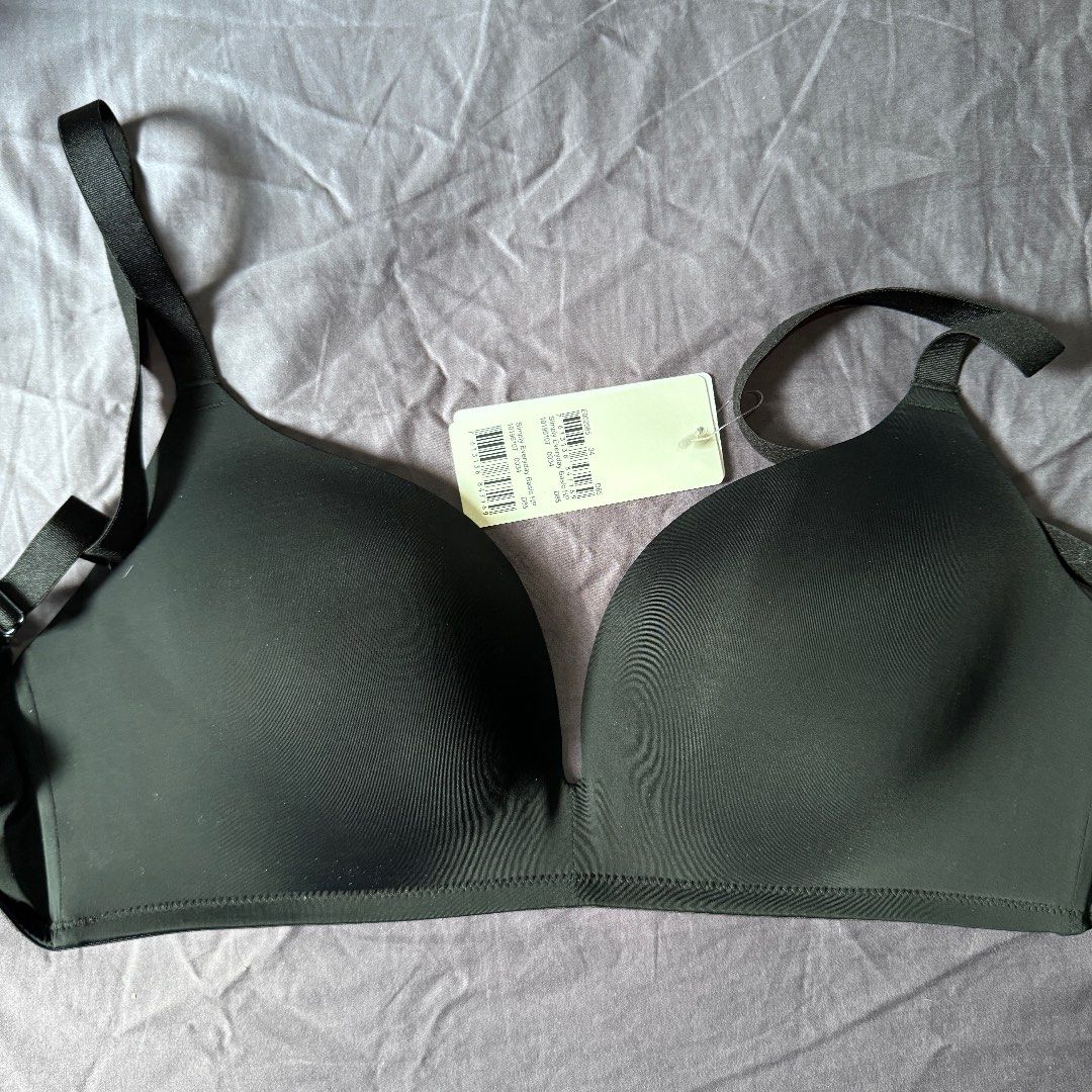 BNWT Triumph Simple Everyday Basic Non-Wired Bra, Women's Fashion, New ...