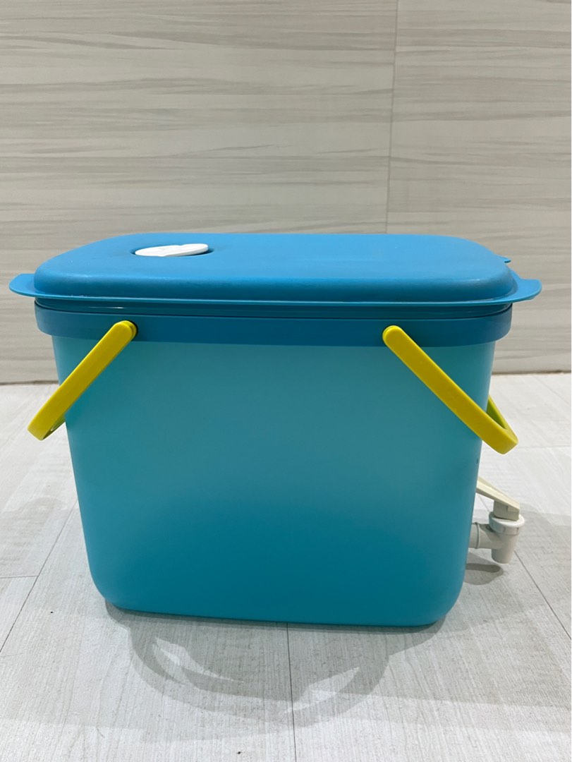 Tupperware water dispenser 10L, Furniture & Home Living, Kitchenware ...