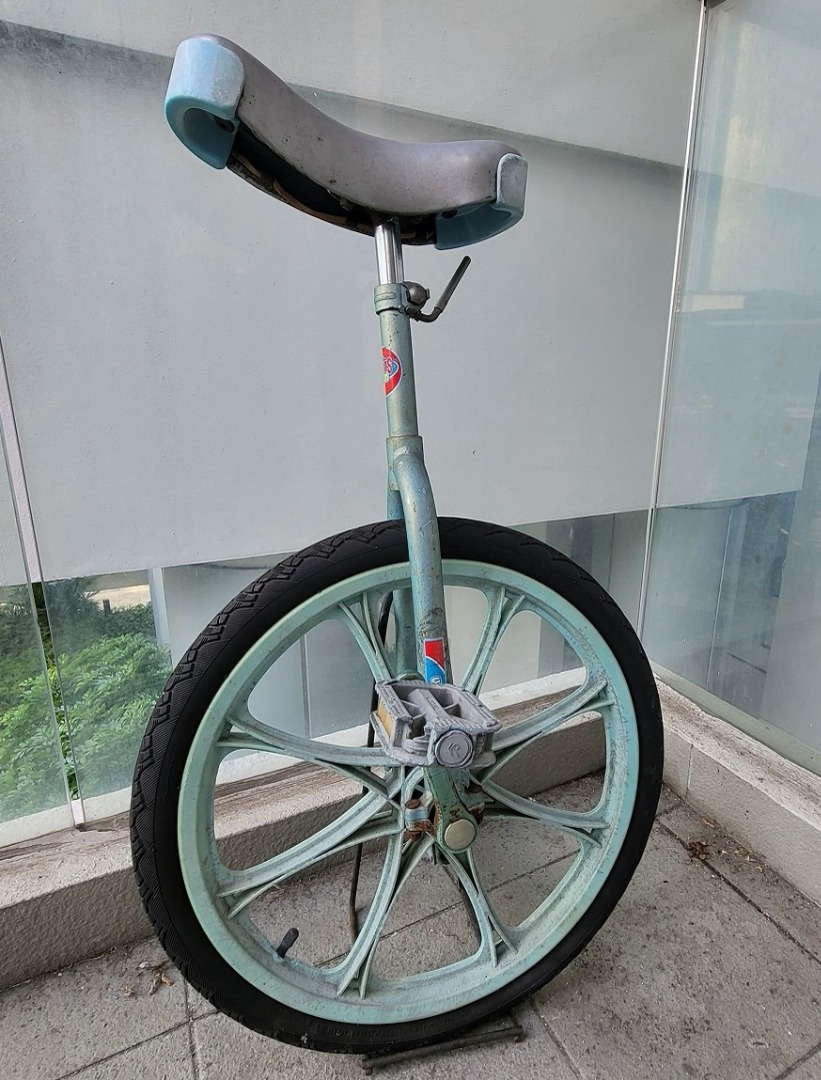 UNICYCLE with stand, Sports Equipment, Bicycles & Parts, Bicycles on ...