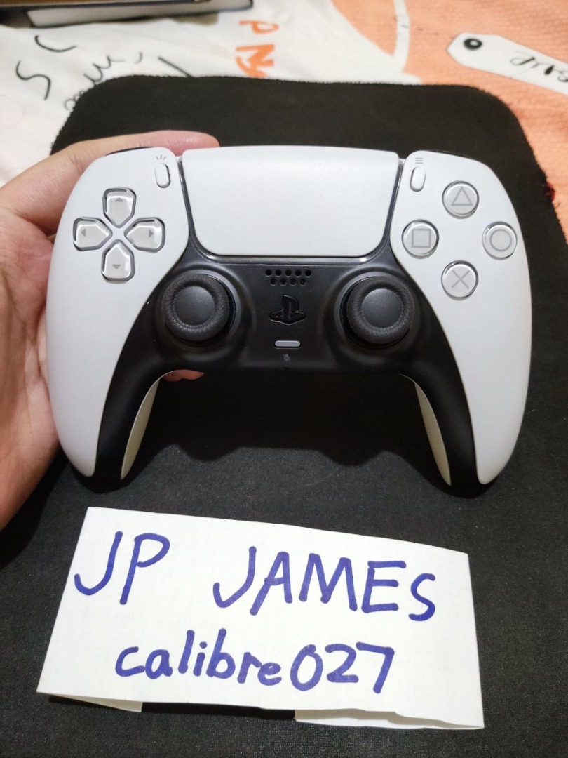 USED Dualsense PS5 Controller latest version, white, Video Gaming ...