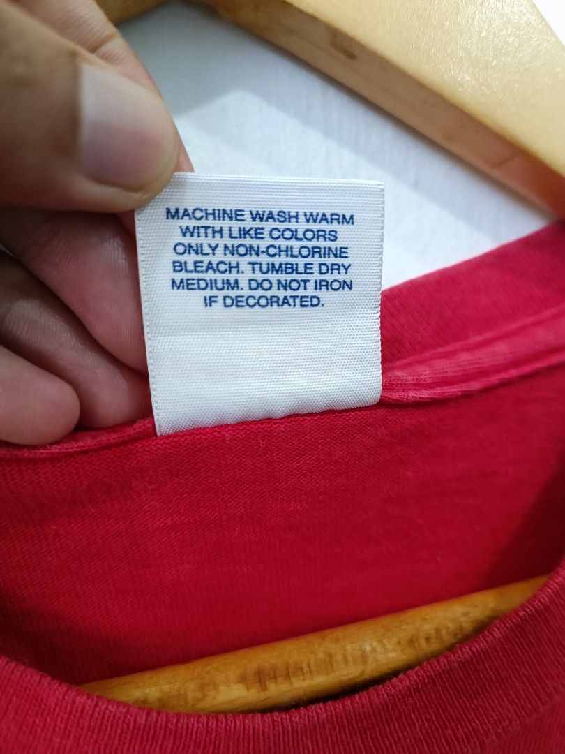 Vintage Supreme logos box logos subahan, Men's Fashion, Tops & Sets ...