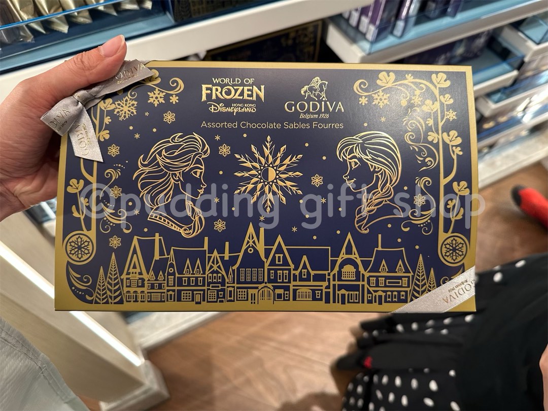 (代購) HK Disney Frozen x Godiva 什錦朱古力夾心餅禮盒 (15pcs), 嘢食 & 嘢飲, 包裝食物&即食食物 ...