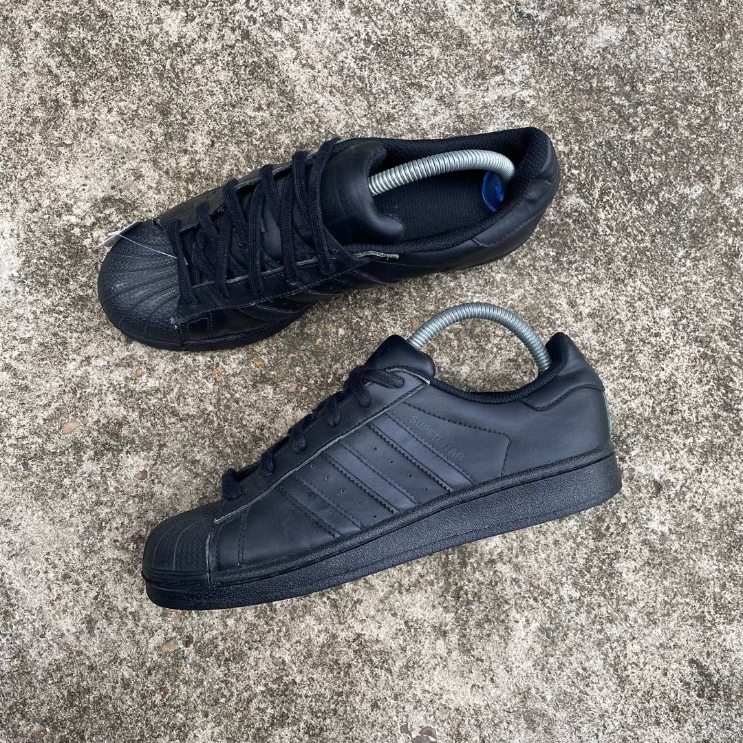 Adidas Superstar All Black (6UK) RM9O, Men's Fashion, Footwear ...