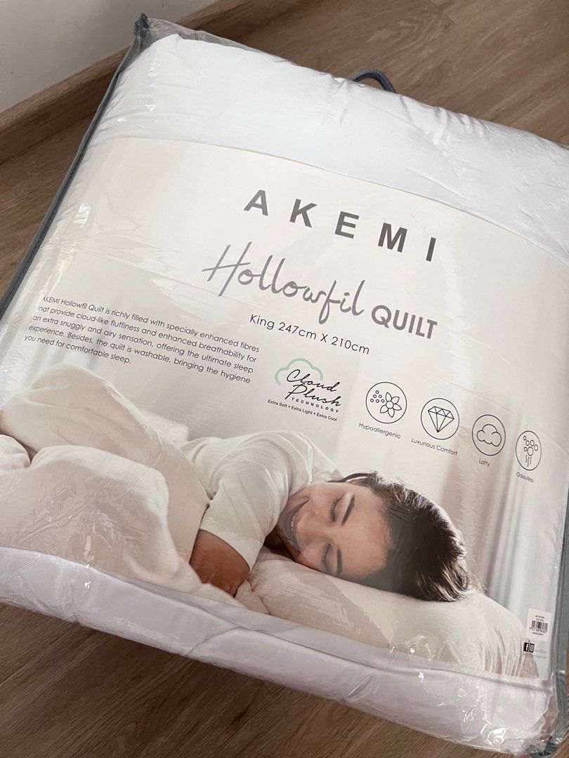 Akemi Hollowfil Quilt -- King size, Furniture & Home Living, Bedding ...