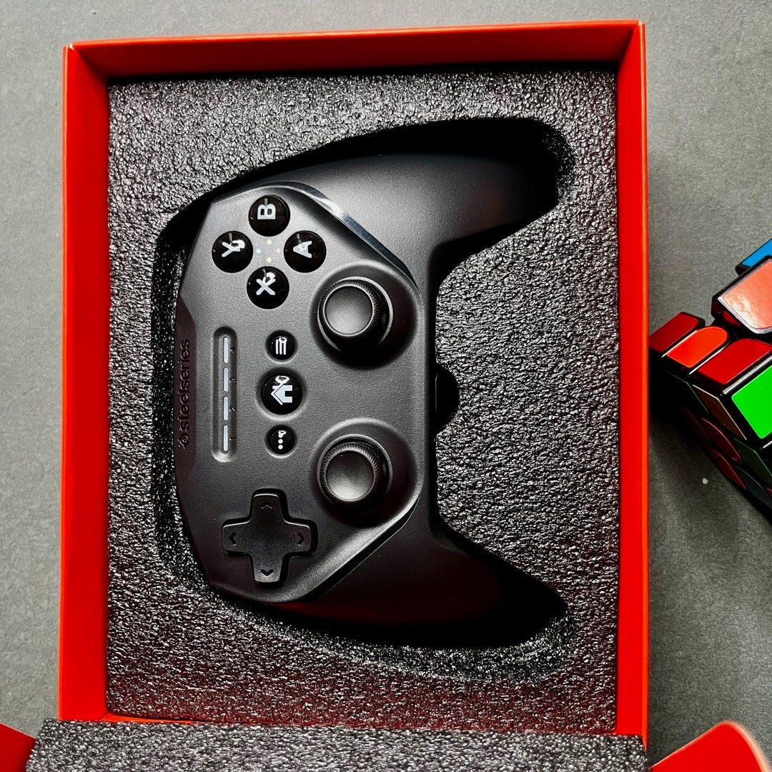 Apple Game Controller Steel Series Nimbus+, Video Gaming, Gaming ...