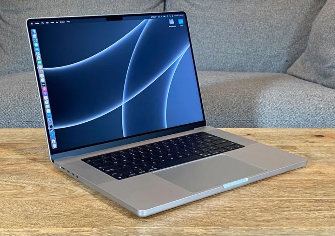 Apple M1 Max + 64 GB Ram + 1TB SDD Macbook Pro 16, Computers & Tech ...