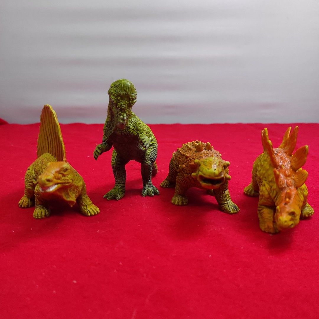Assorted UKRD Vintage 1992 rubber Dinosaur toys for 275 each *P6 ...