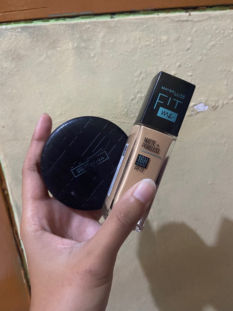 Bundle (bedak + foundation) Fit me maybelline, Kesehatan & Kecantikan ...