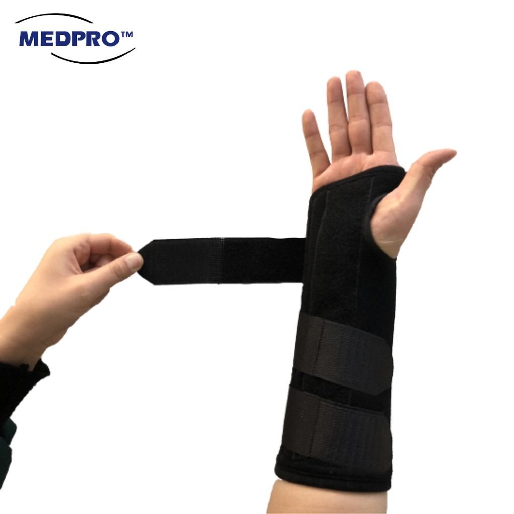 Carpal Tunnel Hand Wrist & Thumb Brace / Splint Adjustable Velcro Strap ...