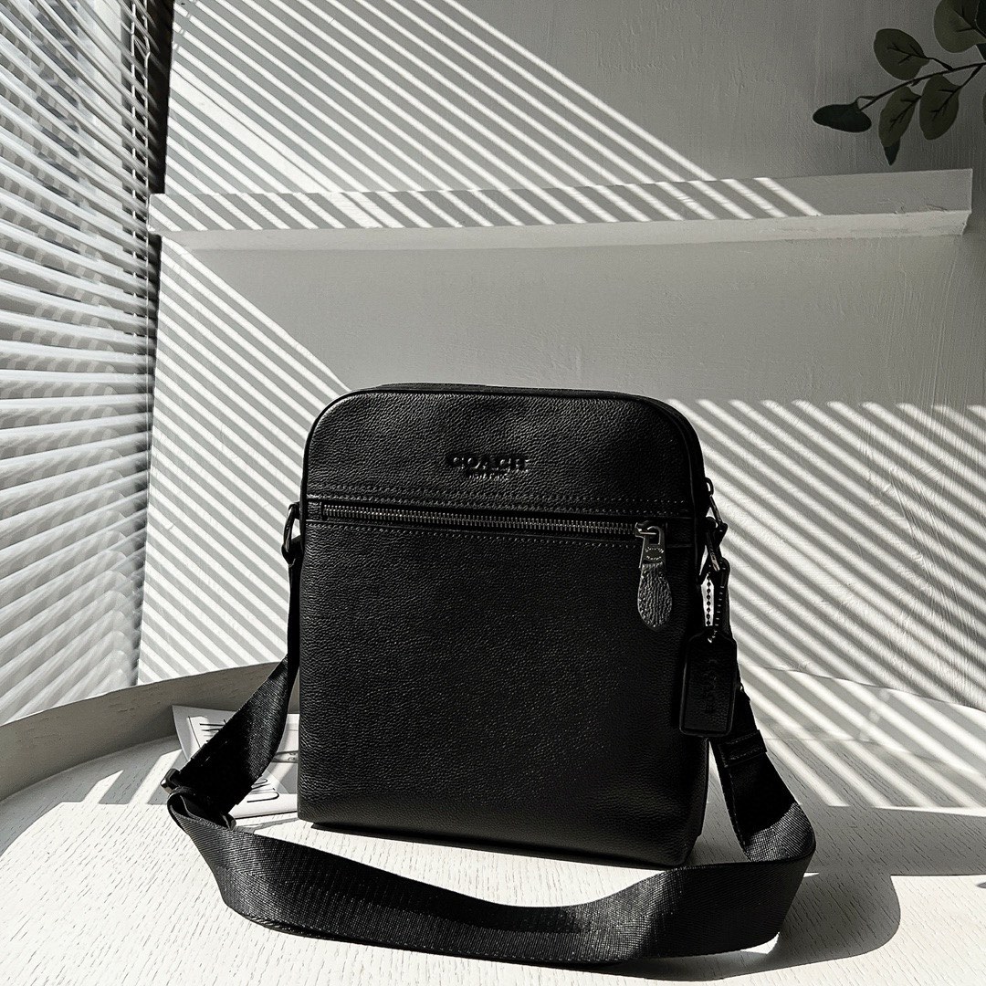 Coach F73338 Sling Bag, Men's Fashion, Bags, Sling Bags on Carousell