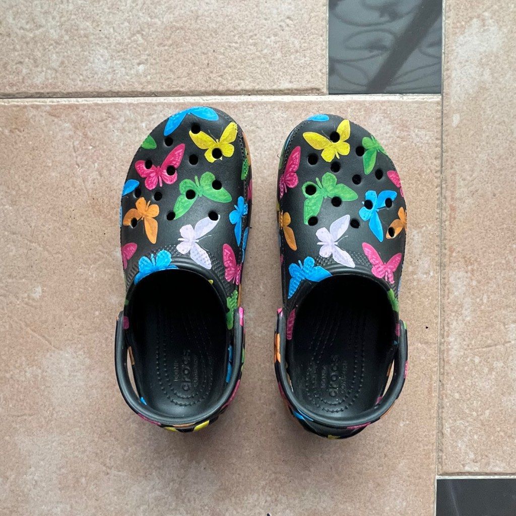 Crocs Classic Platform Butterfly Clog, Women's Fashion, Footwear ...