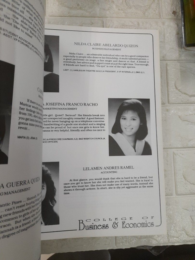 DLSU Yearbook 89, Hobbies & Toys, Books & Magazines, Textbooks on Carousell