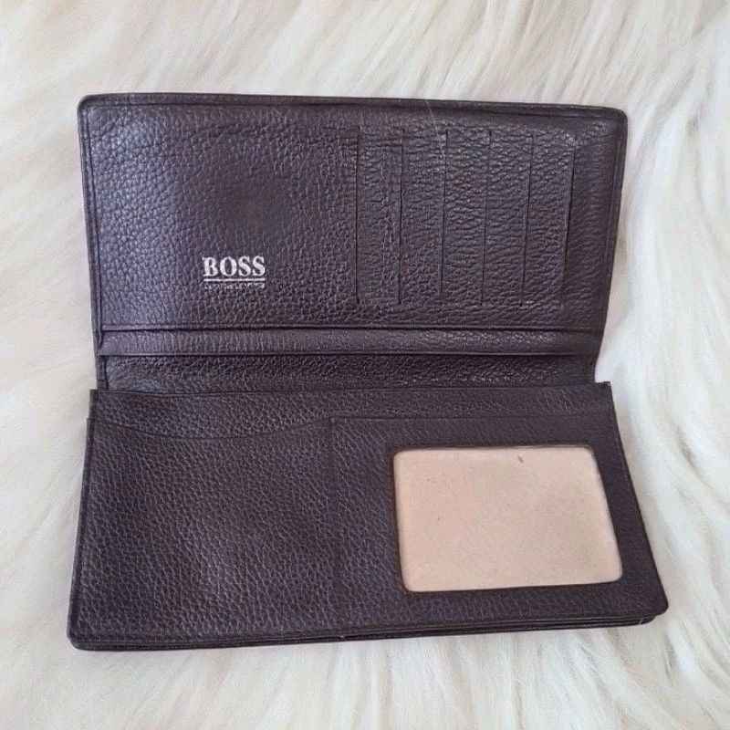 DOMPET KULIT ASLI HUGO BOSS ORIGINAL, Barang Mewah, Tas & Dompet di Carousell