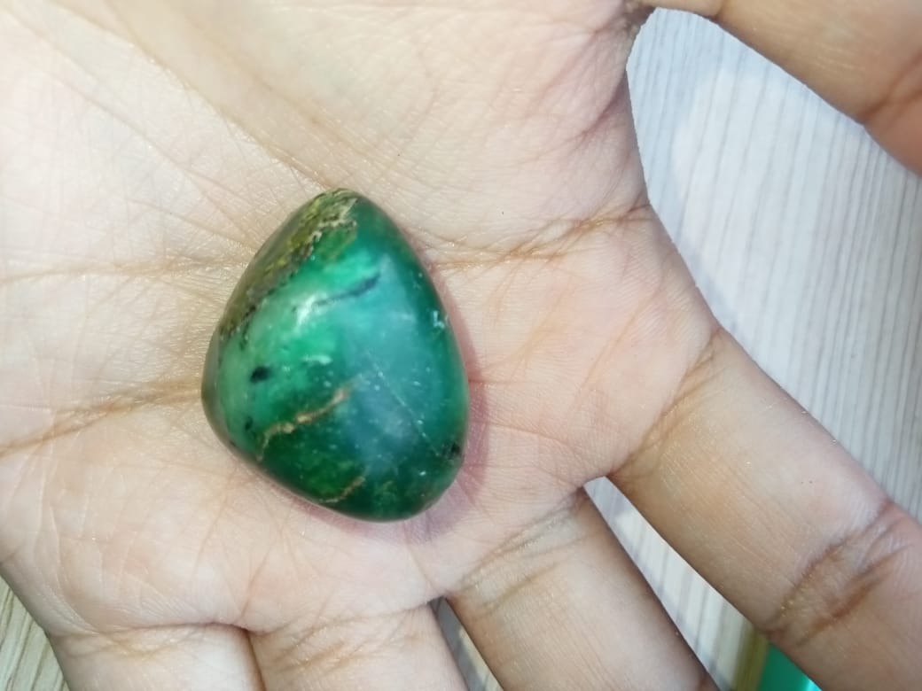 Emerald tumbled stone, batu zamrud asli, polished stone (with free gift ...