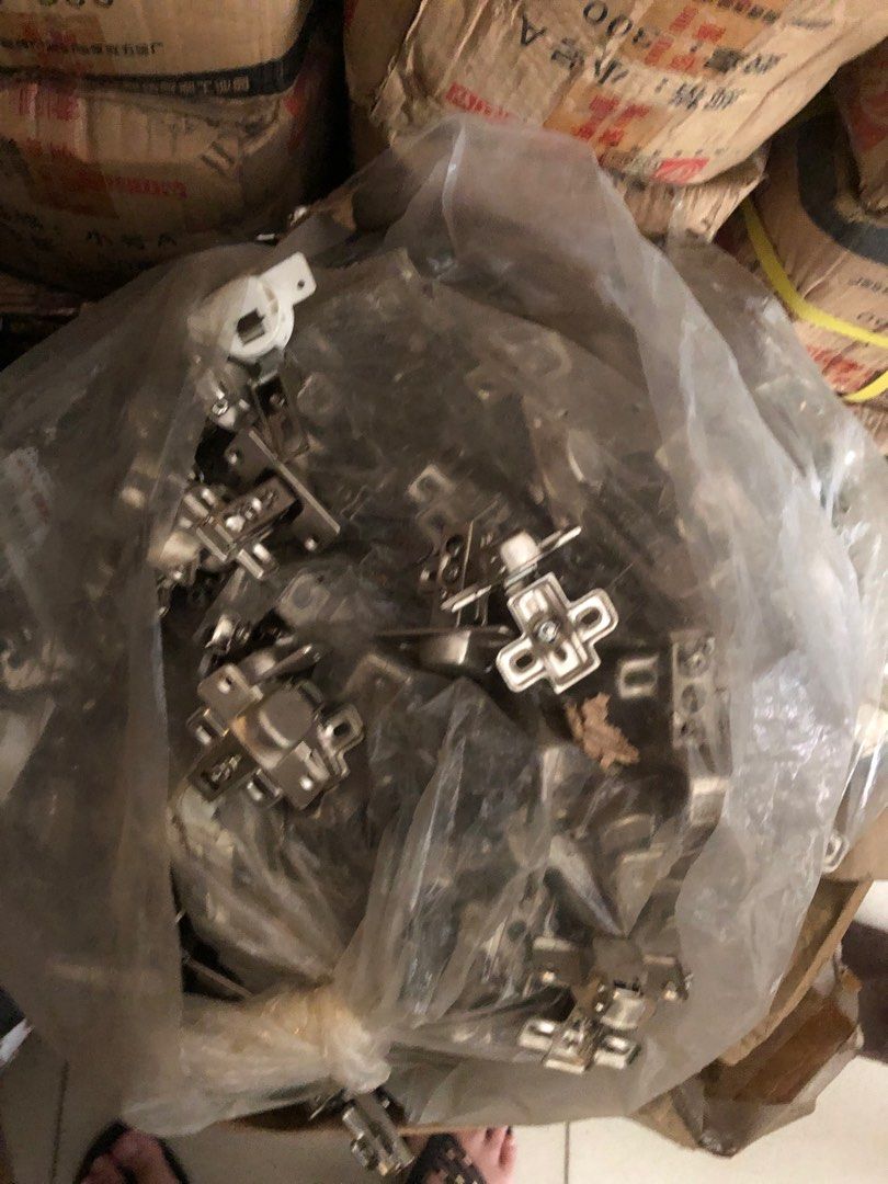 Engsel Sendok Lemari Rak Laci HTL ada 5000 units borong semua lebih ...