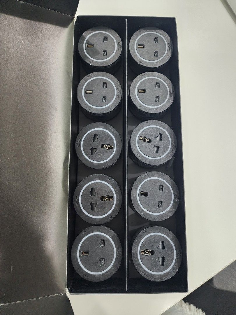 EUBIQ Premium Series Adaptor, Announcements on Carousell